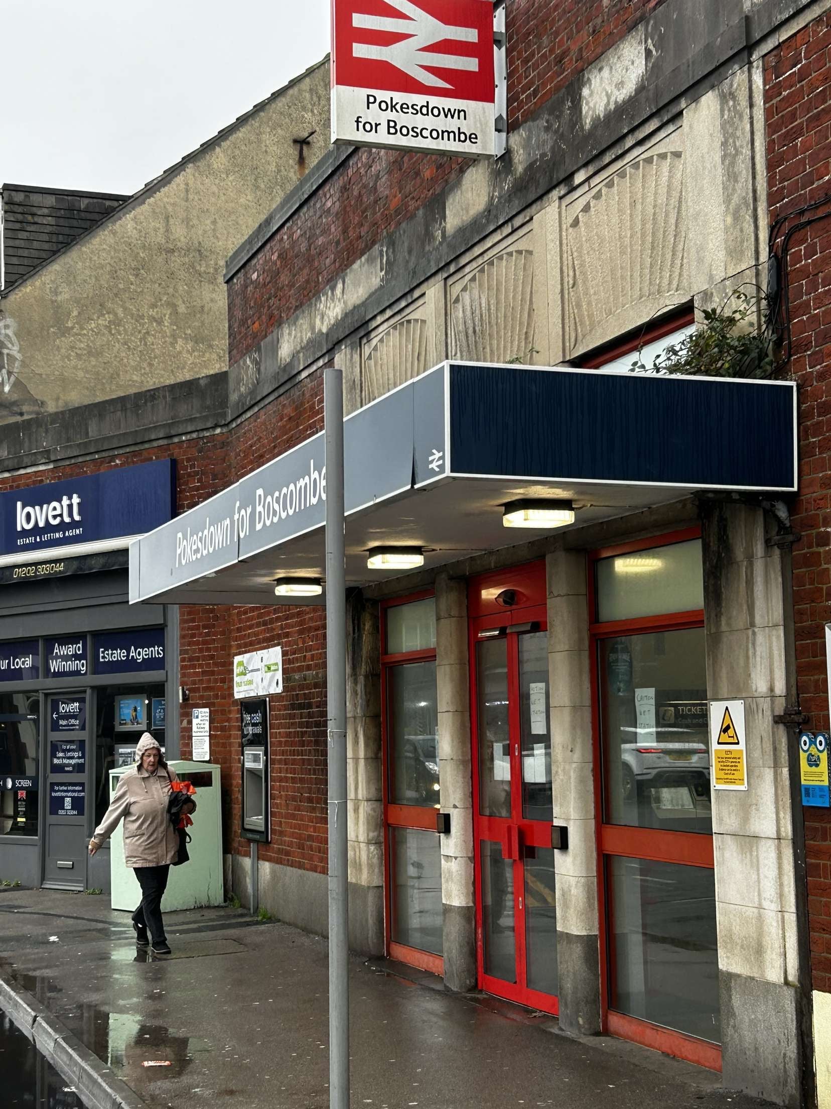 Pokesdown train station still not refurbished
