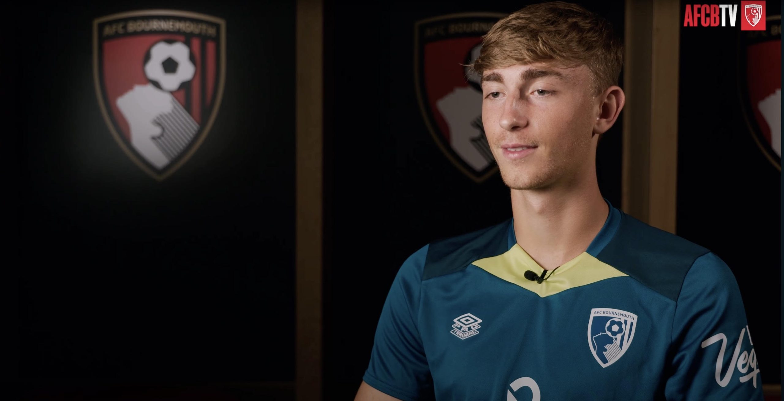 Dean Huijsen wins Cherries player of the month award