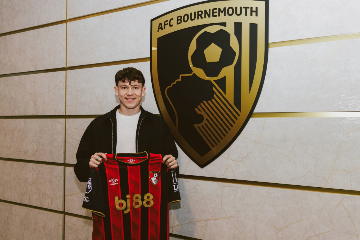 AFC Bournemouth announce Alex Toth signing